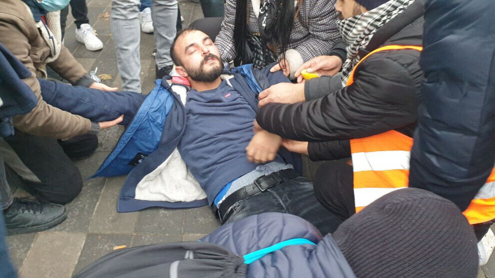 ANF | French police attack people protesting the deadly attack against ...